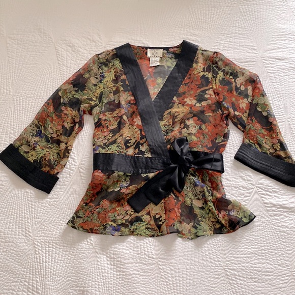 Vintage | Tops | Vintage Floral Wrap Top | Poshmark